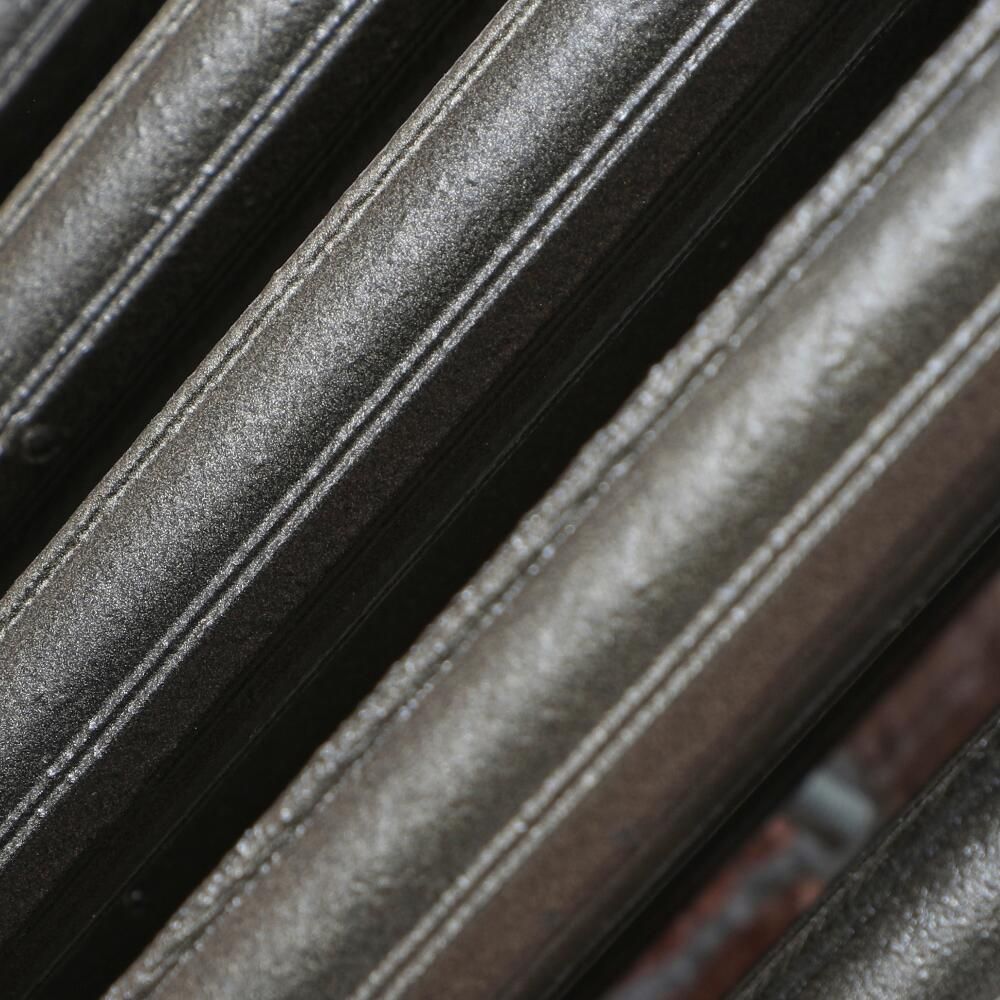 Milano Alice - Classic Cast Iron Column Radiator - 660mm Tall - Antique ...